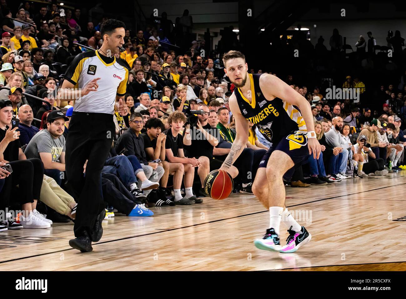 Canadian basketball court hi-res stock photography and images - Alamy