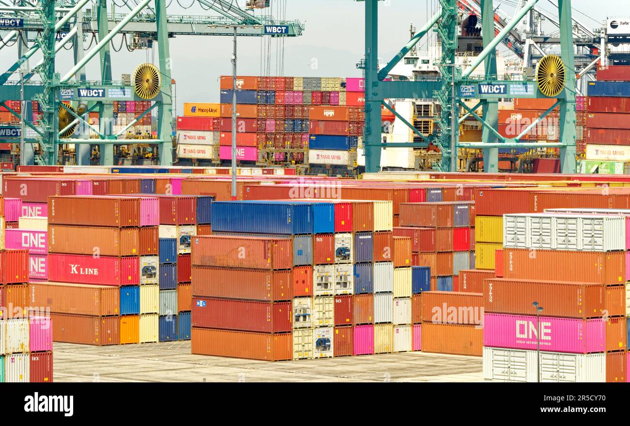 LOS ANGELES, CALIFORNIA - April 22, 2023: The Port of Los Angeles ...