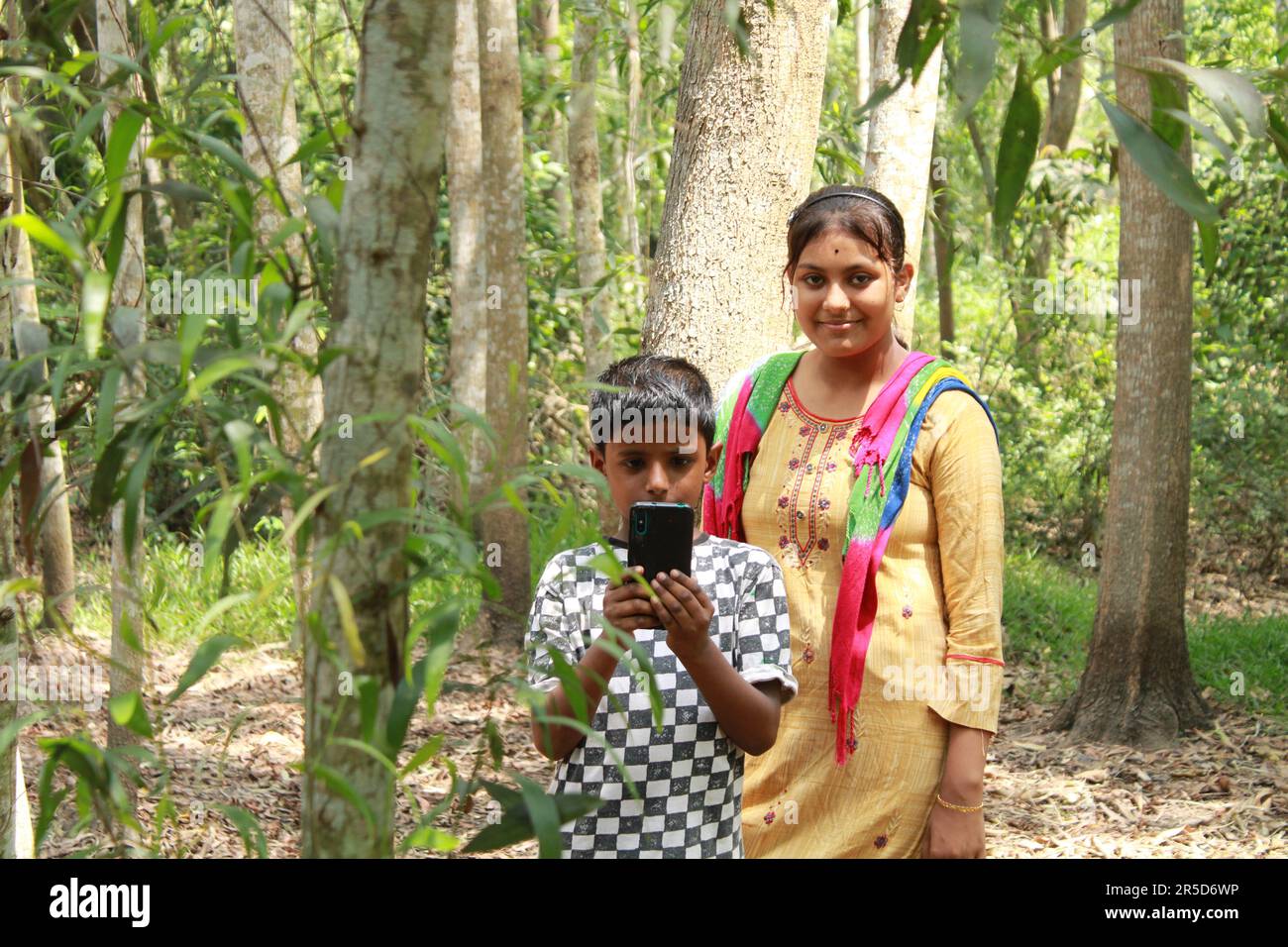 Indian rural family hi-res stock photography and images - Alamy