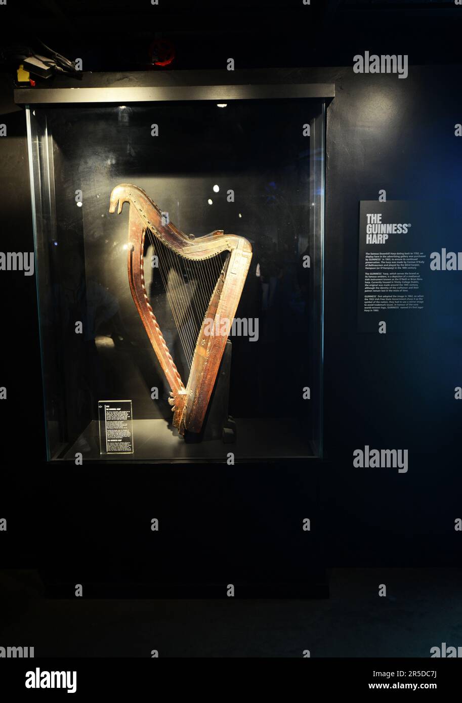 Guinness beer visitor centre hi-res stock photography and images - Alamy