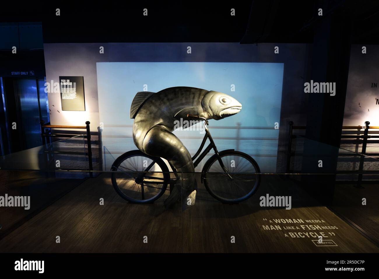Fish on bicycle sculpture hi-res stock photography and images - Alamy