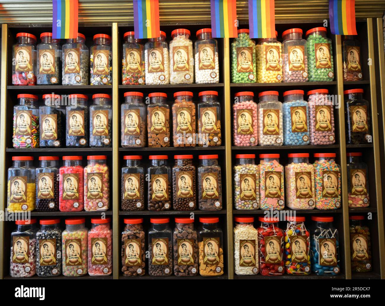 Aunty Nellie's sweet shop in Temple Bar, Dublin, Ireland Stock Photo ...