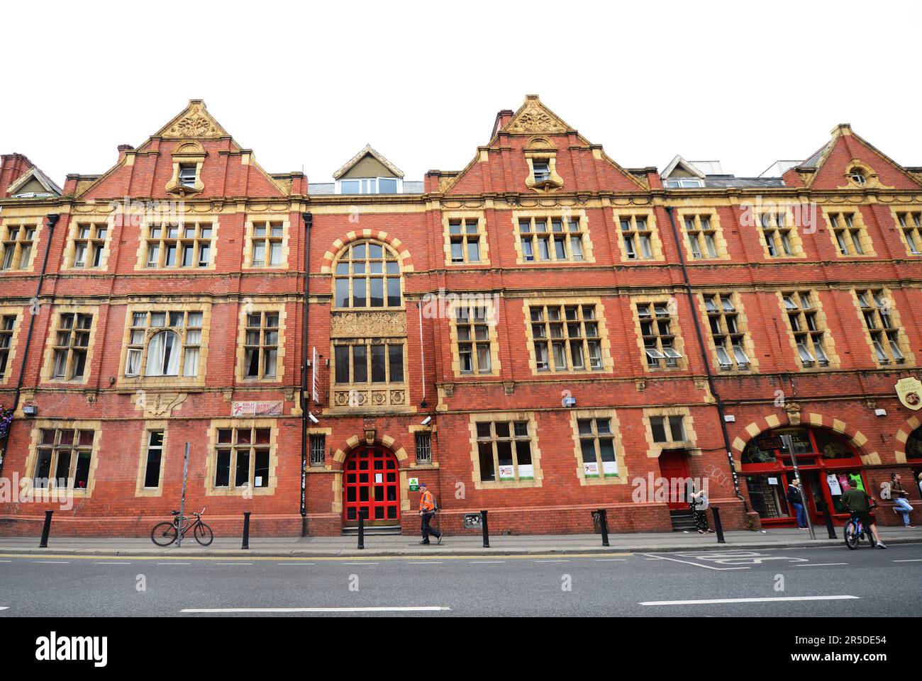 A beautiful old building on Lord Edward street, Temple Bar, Dublin ...