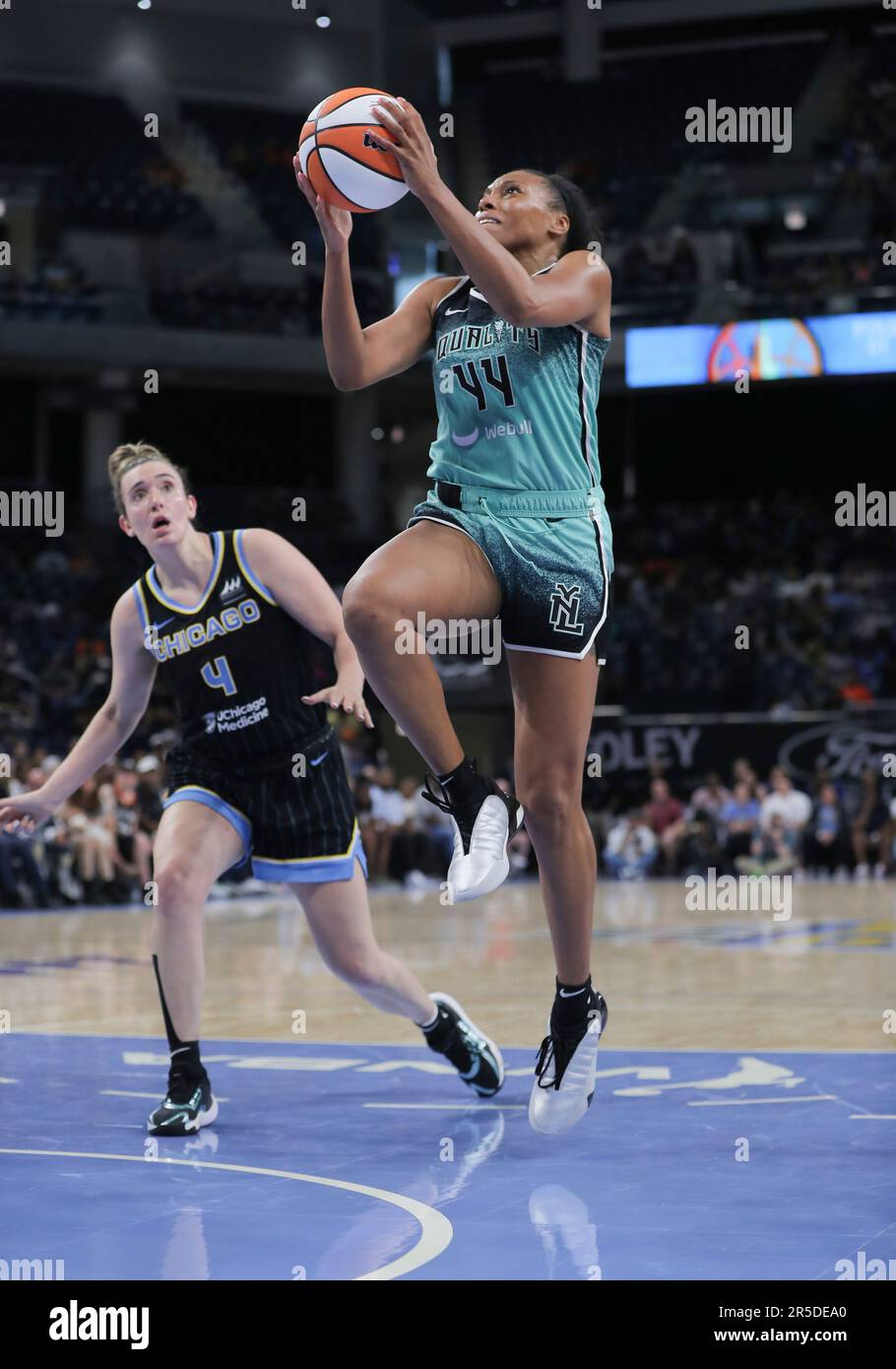 CHICAGO, IL - JUNE 02: New York Liberty forward Betnijah Laney (44 ...