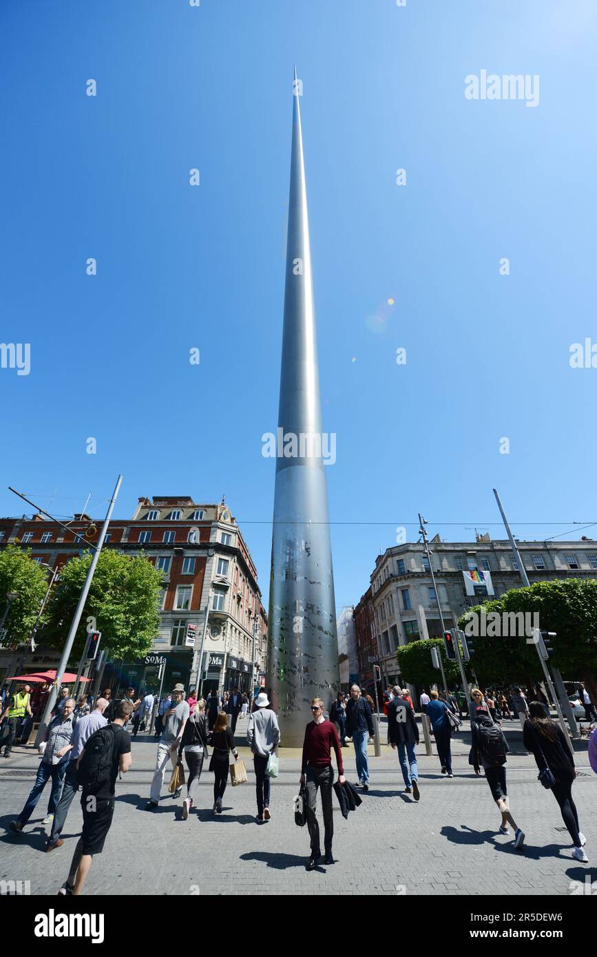 The Spier monument known as the symbol of Dublin, Ireland Stock Photo ...