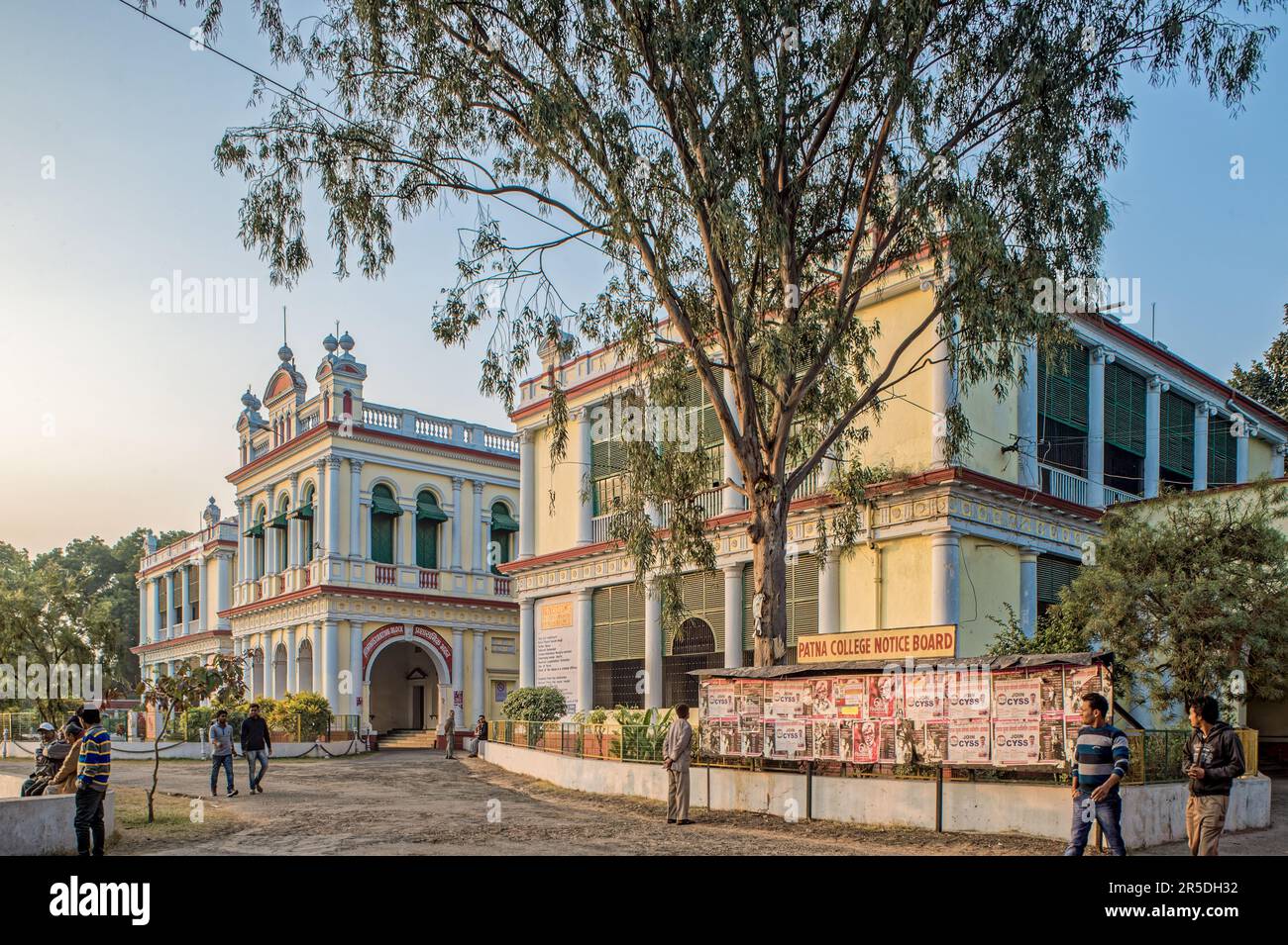 12 18 2014 Patna University Complex With Vintage colonial Buildings ...