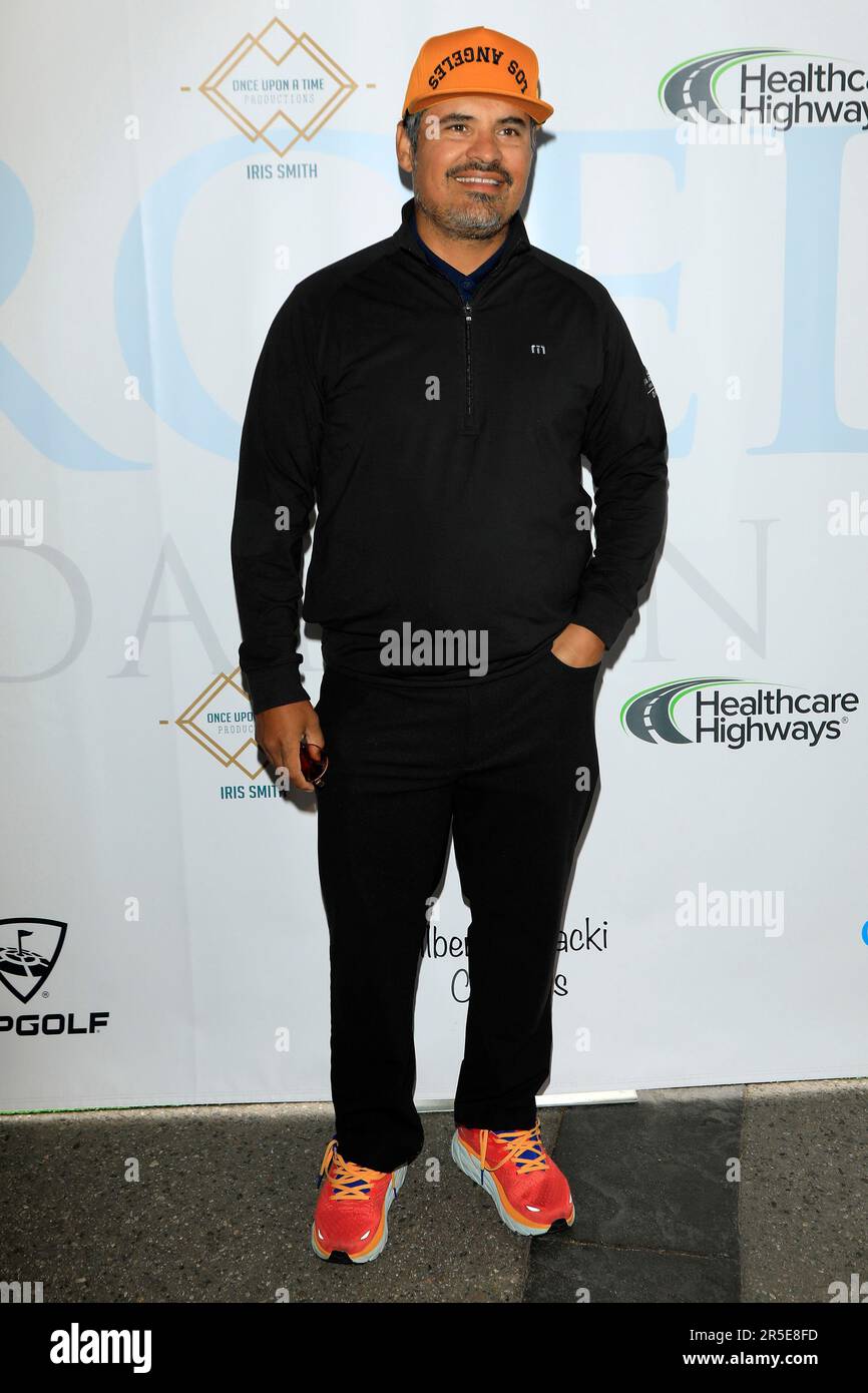 LOS ANGELES - MAY 1: Michael Pena at 16th Annual George Lopez Celebrity ...