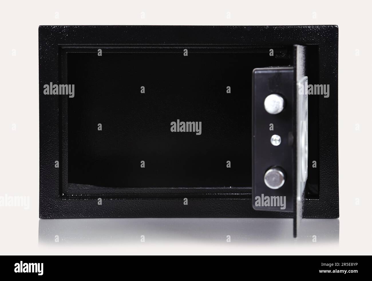 Empty safe door hi-res stock photography and images - Alamy