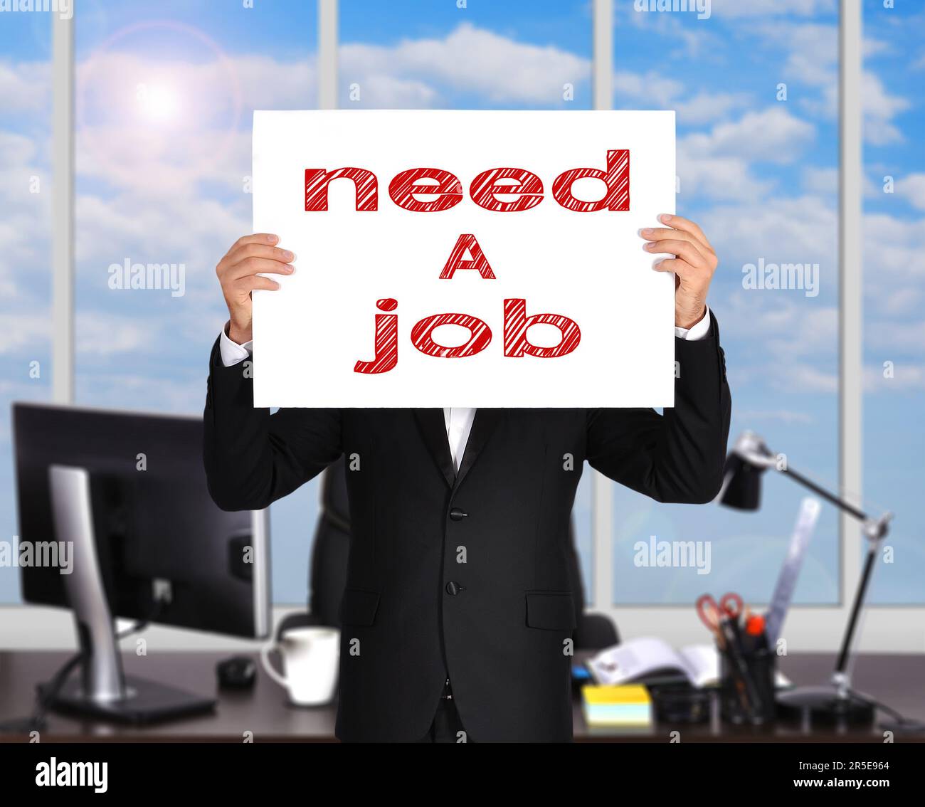 Crisis businesspeople hi-res stock photography and images - Alamy