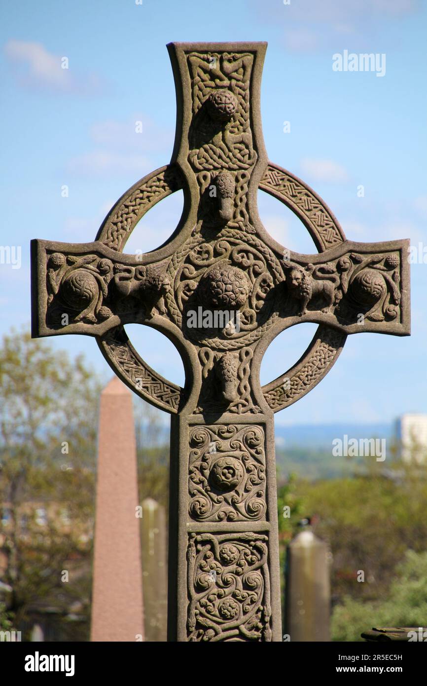 St John's Cross on the Glasgow Necropolis, Scotland Stock Photo - Alamy