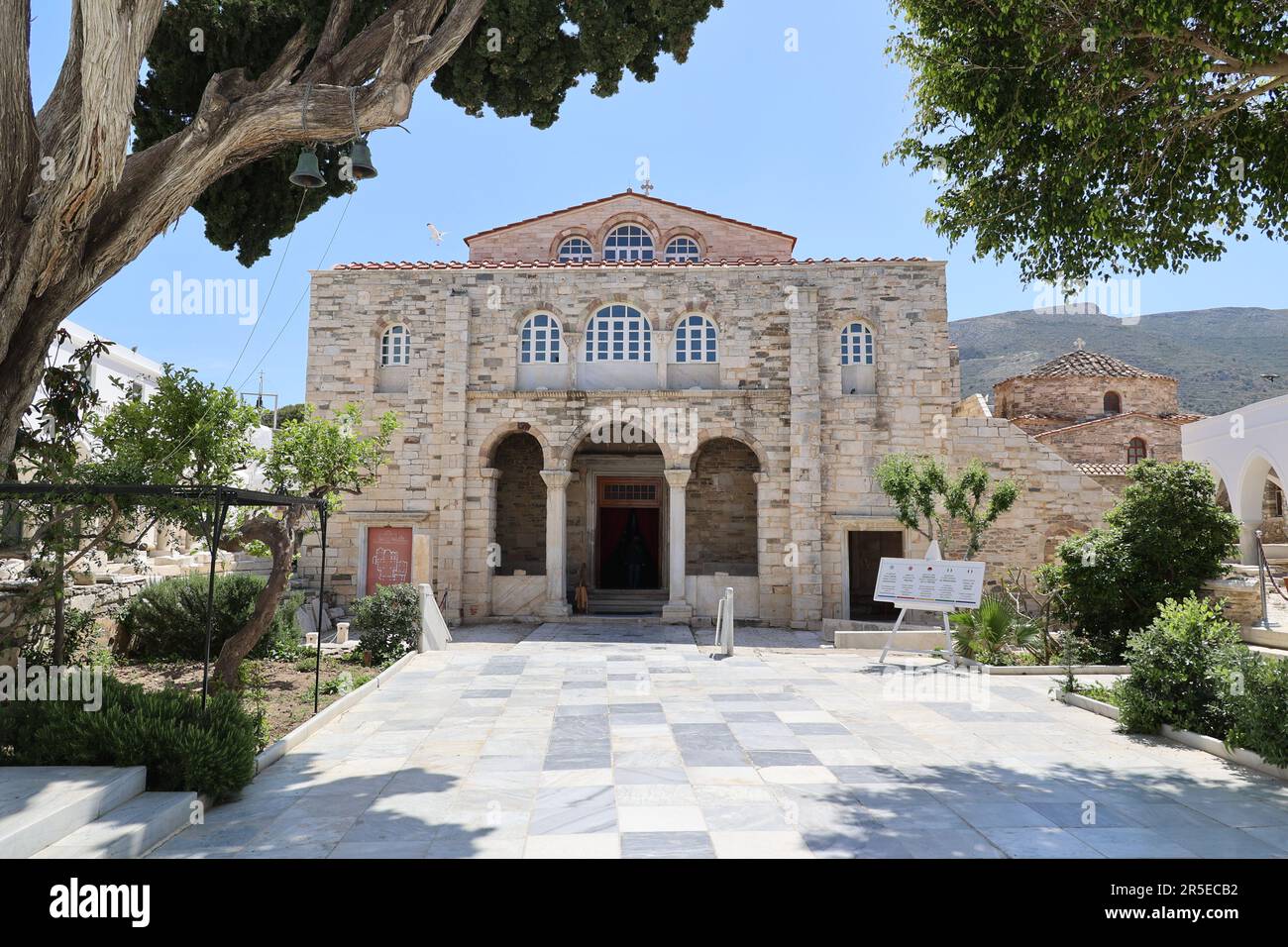 Panagia Ekatontapyliani or Church of Our Lady of the Hundred Gates ...
