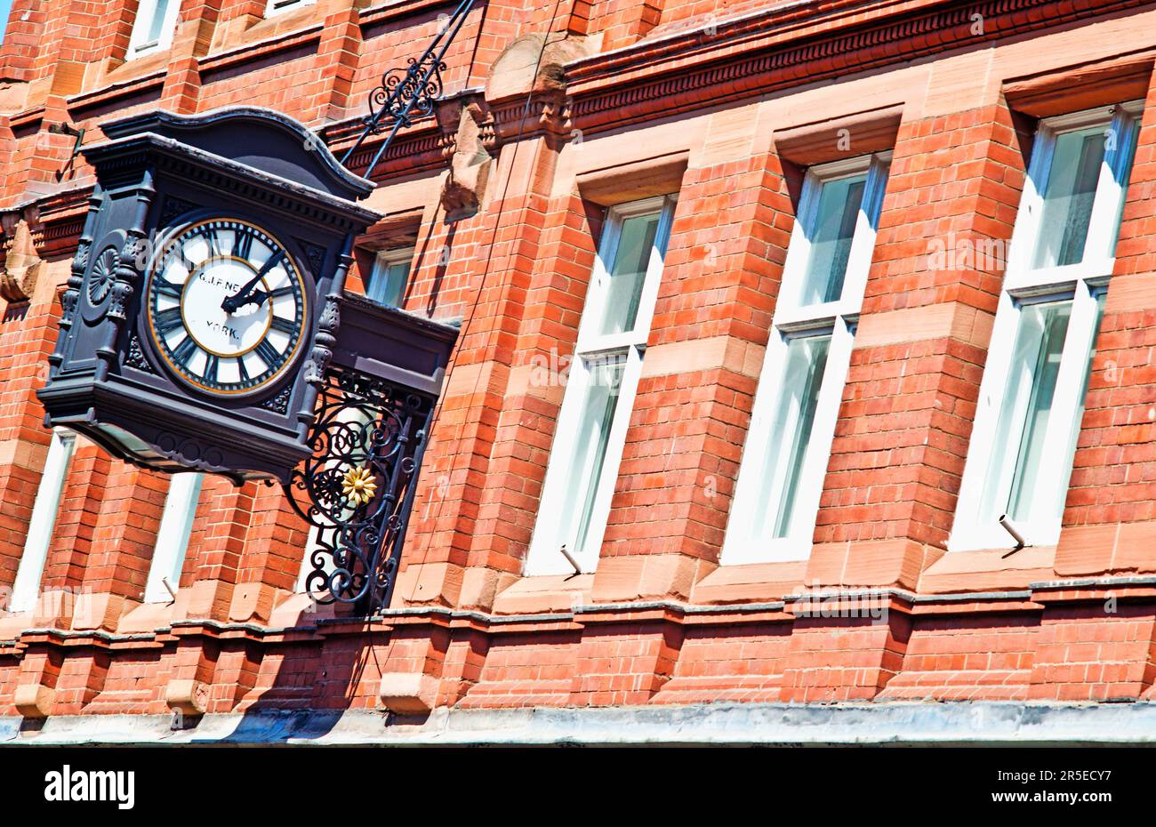York clock hi-res stock photography and images - Alamy