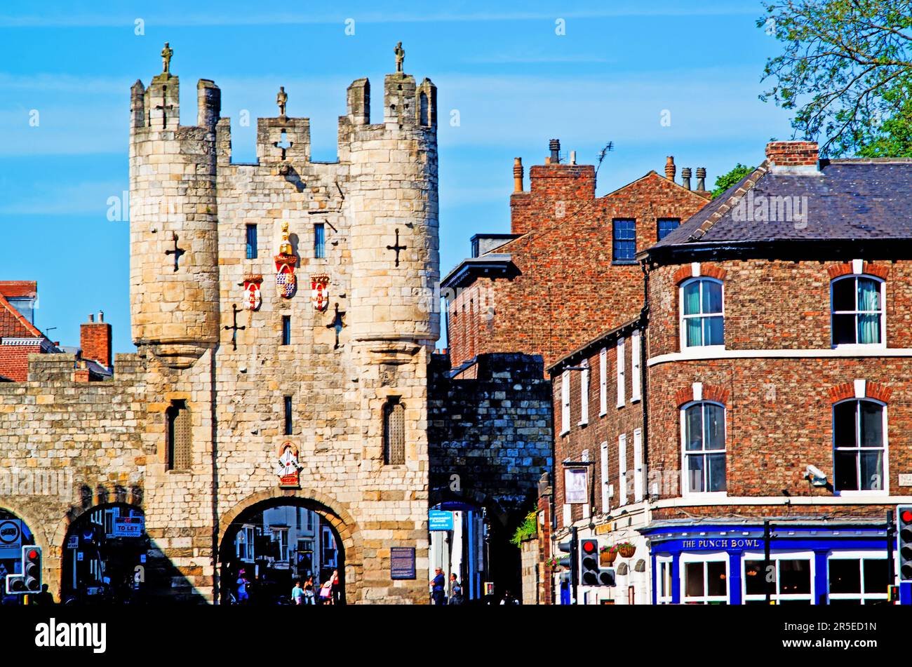 The punch bowl pub york hi-res stock photography and images - Alamy