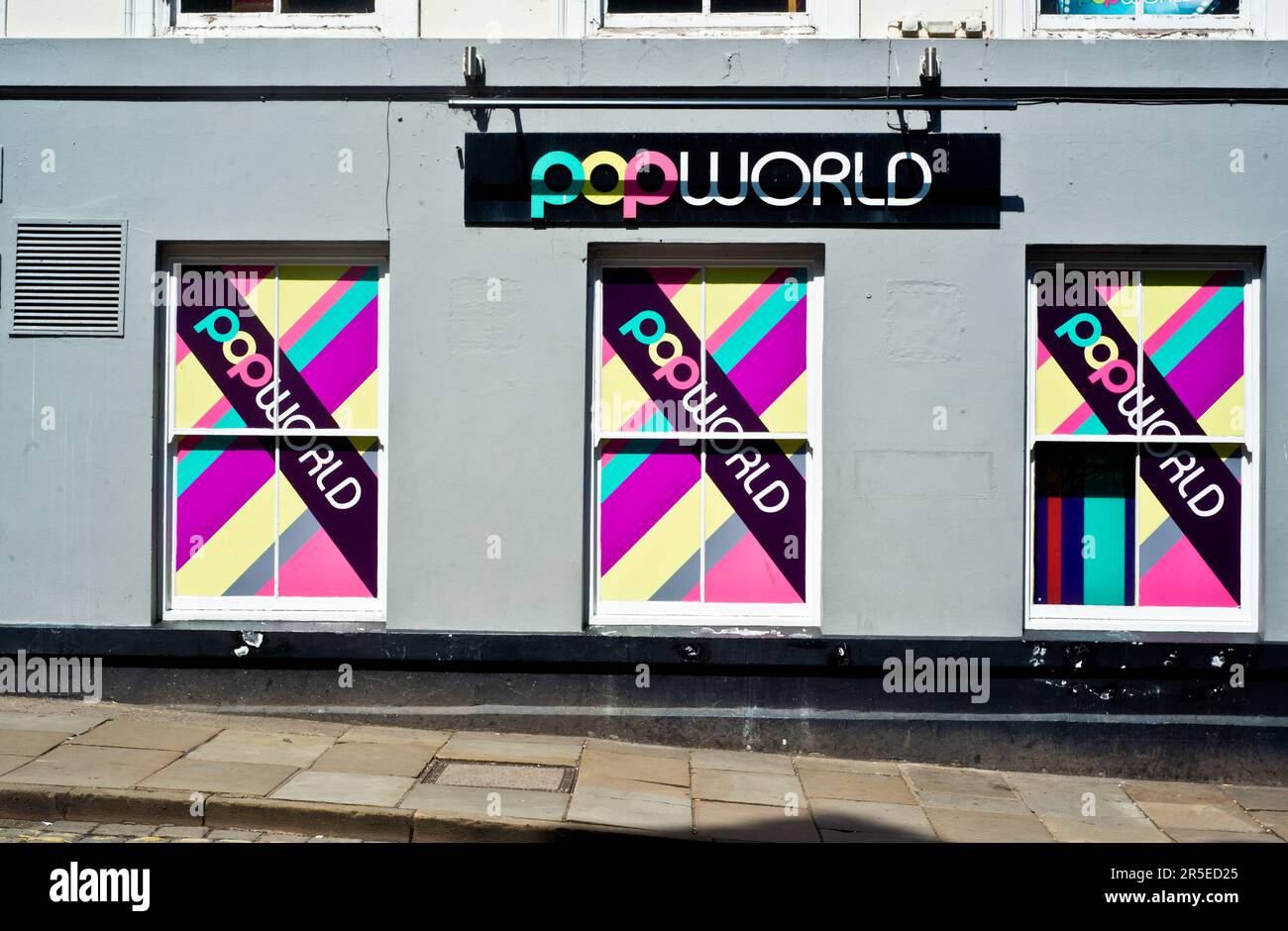 Pop world nightclub hi-res stock photography and images - Alamy