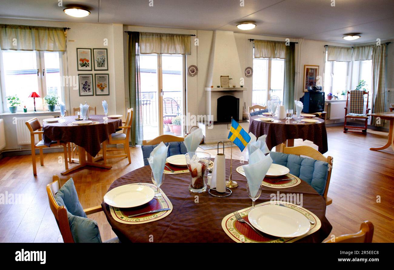 Aldreomsorgen hi-res stock photography and images - Alamy