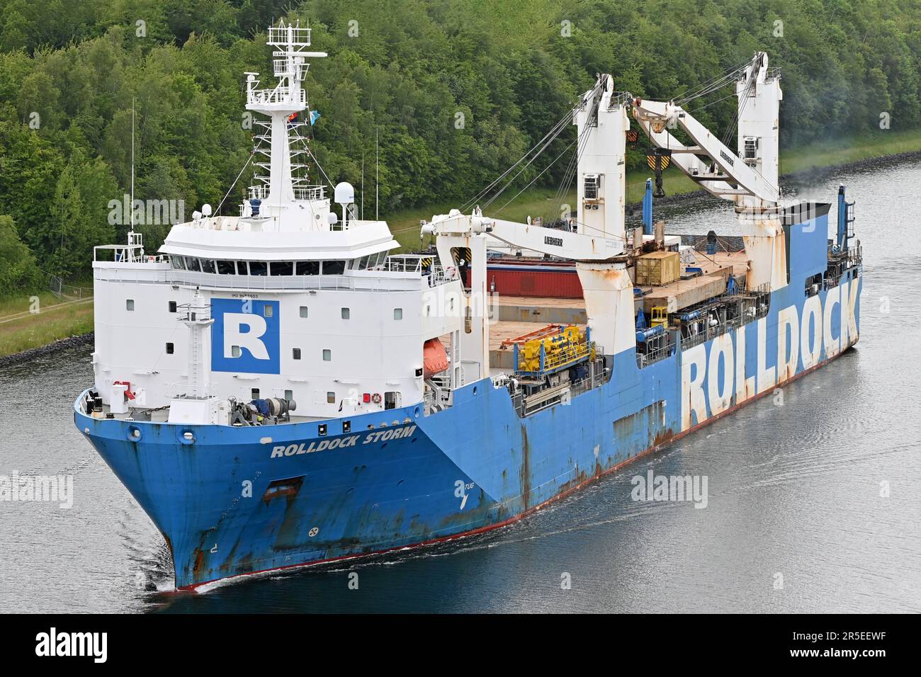 Dockship ROLLDOCK STORM passing the Kiel Canal. Flag changed to ...