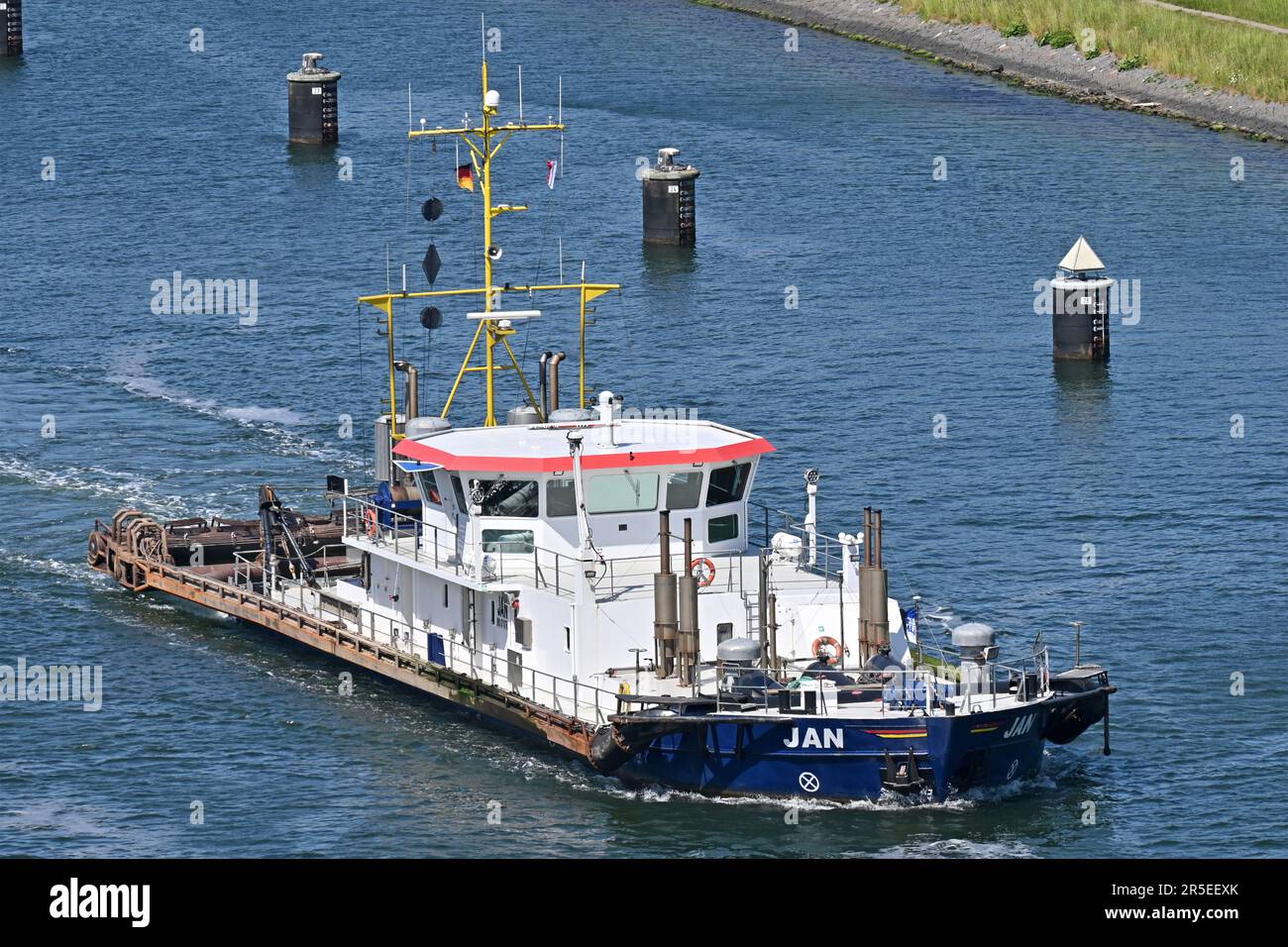 Hopper Dredger JAN at the Kiel Canal Stock Photo - Alamy