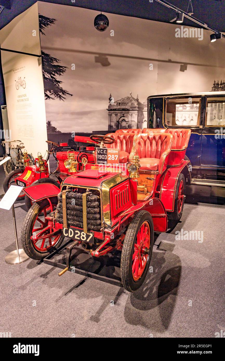 1903 Darracq at the Haynes International Motor Museum, Sparkford ...
