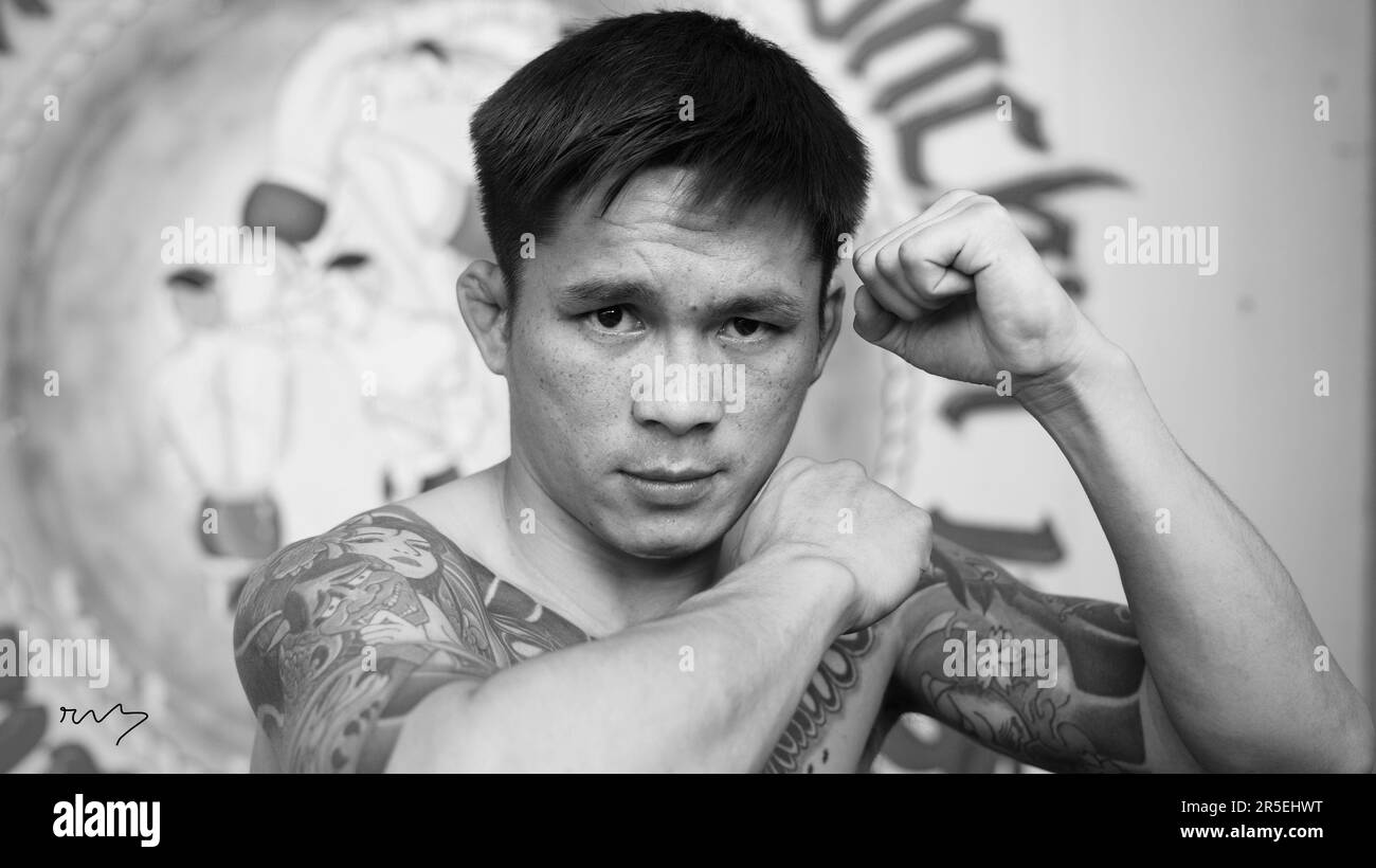 Muaythai champion portrait Stock Photo - Alamy