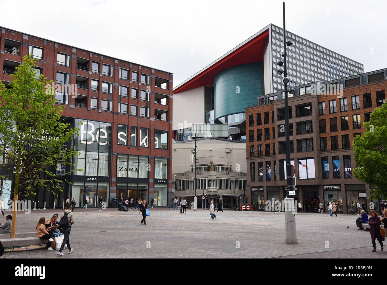 Primark inside hi-res stock photography and images - Alamy