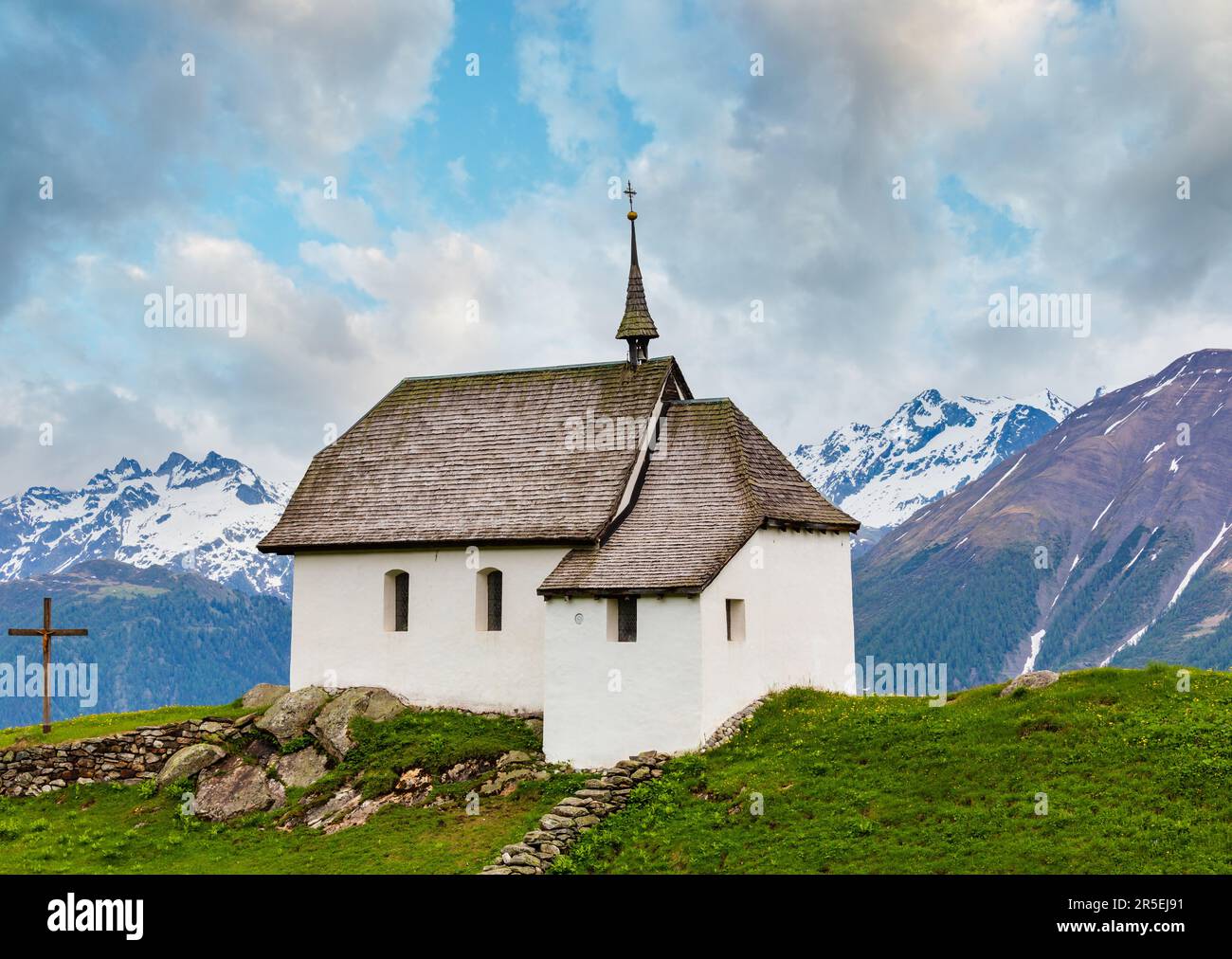 Old church in the alps hi-res stock photography and images - Alamy