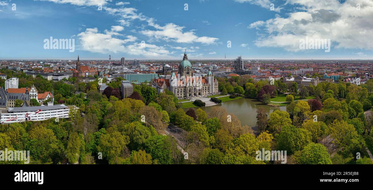 Aerial view of historic new town hall of Hanover and city centre in the ...