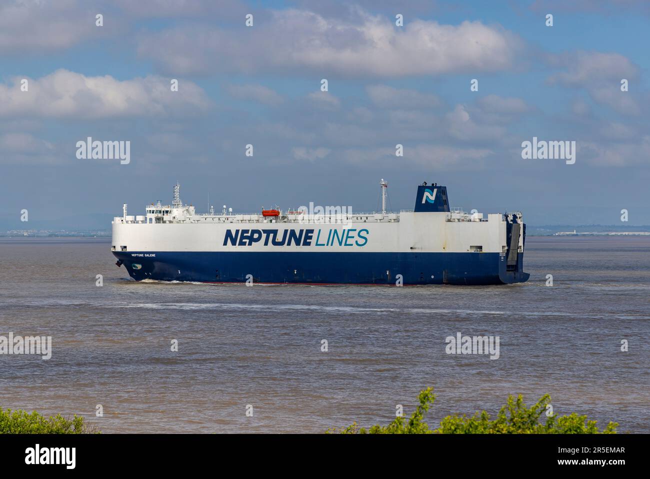 Vessel just left Royal Portbury docks Stock Photo - Alamy