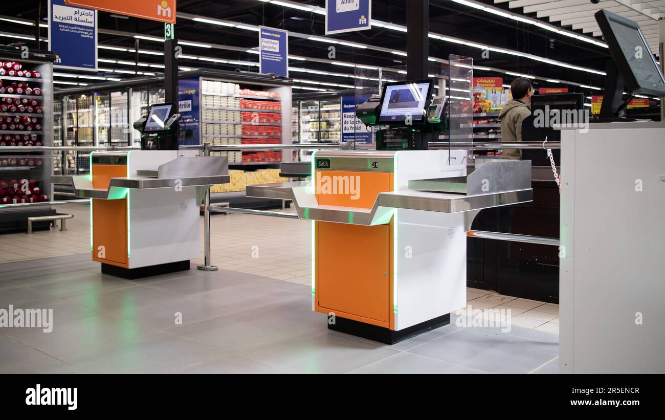 Digital Payment: Electronic Terminal at Supermarket Self-checkout Stock ...