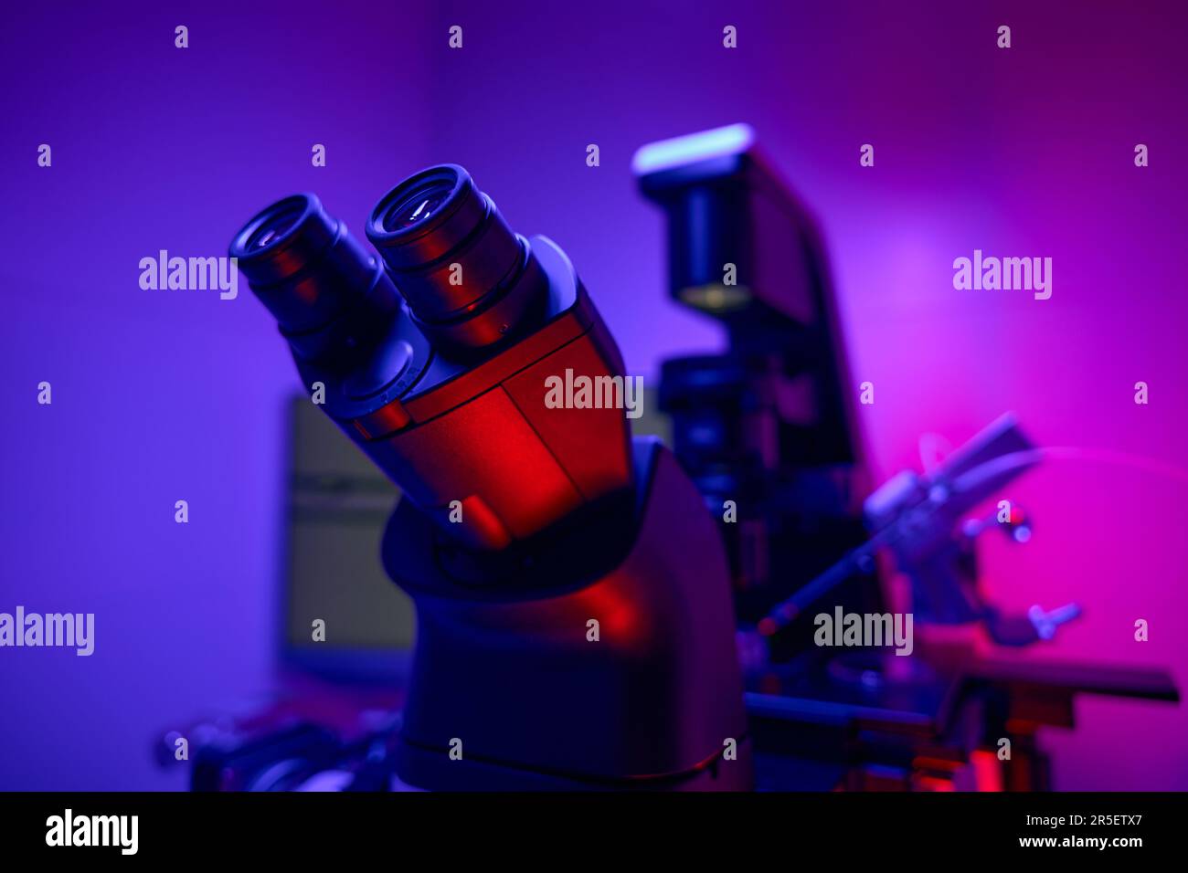 Microscope with micromanipulator, workstation for ICSI in clinic Stock ...