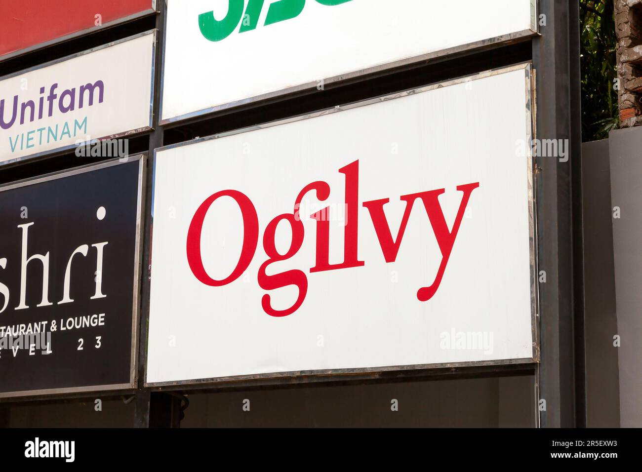 Ogilvy Logo