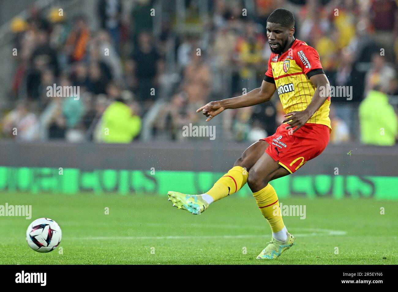 Kevin danso lens hi-res stock photography and images - Alamy