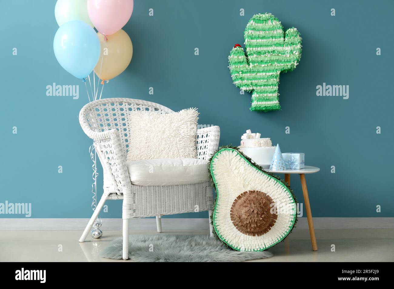 Children pinatas child pinata hi-res stock photography and images - Alamy