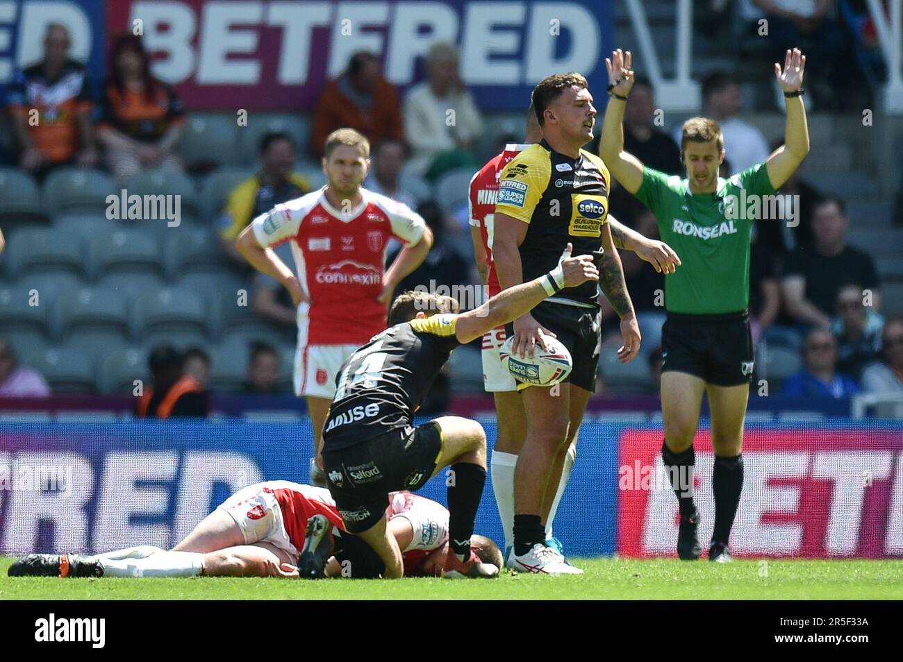 Newcastle, England - 3rd June 2023 - Chris Atkin (14) of Salford Red ...