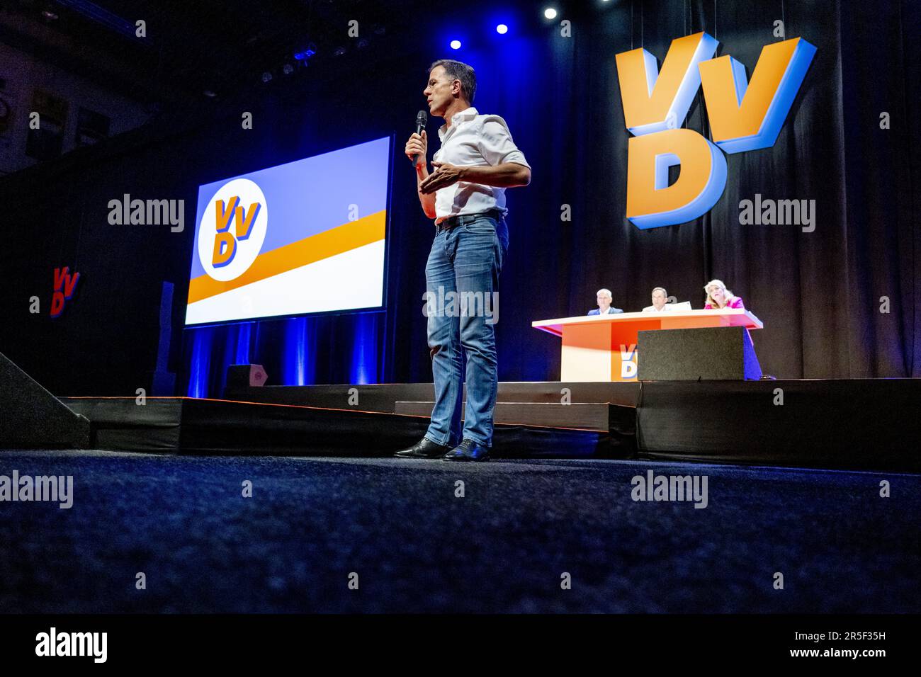 APELDOORN - Prime Minister Mark Rutte answers questions during the ...