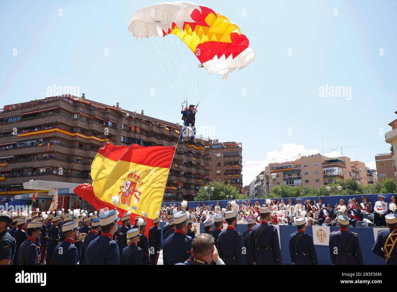 The King and Queen preside over the parade of the Armed Forces Day 2023 ...