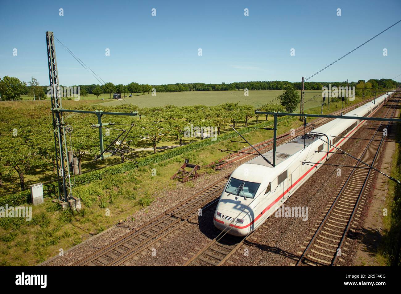 Eschede, Germany. 03rd June, 2023. A Deutsche Bahn ICE passes the ...