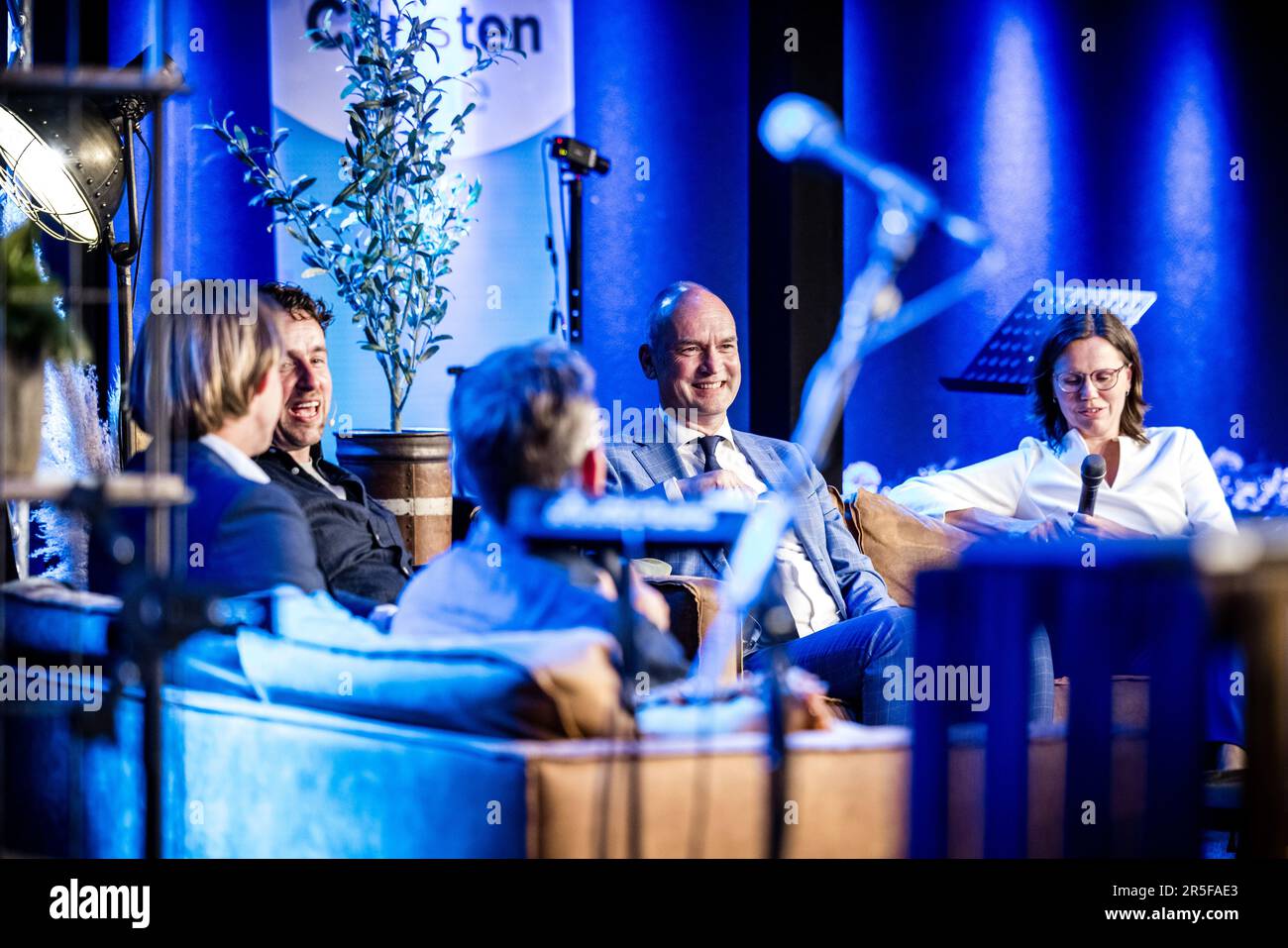 APELDOORN - Gert-Jan Segers and Mirjam Bikker during the farewell of ...