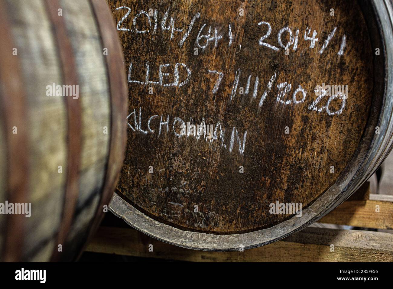 Whisky barrel hi-res stock photography and images - Alamy