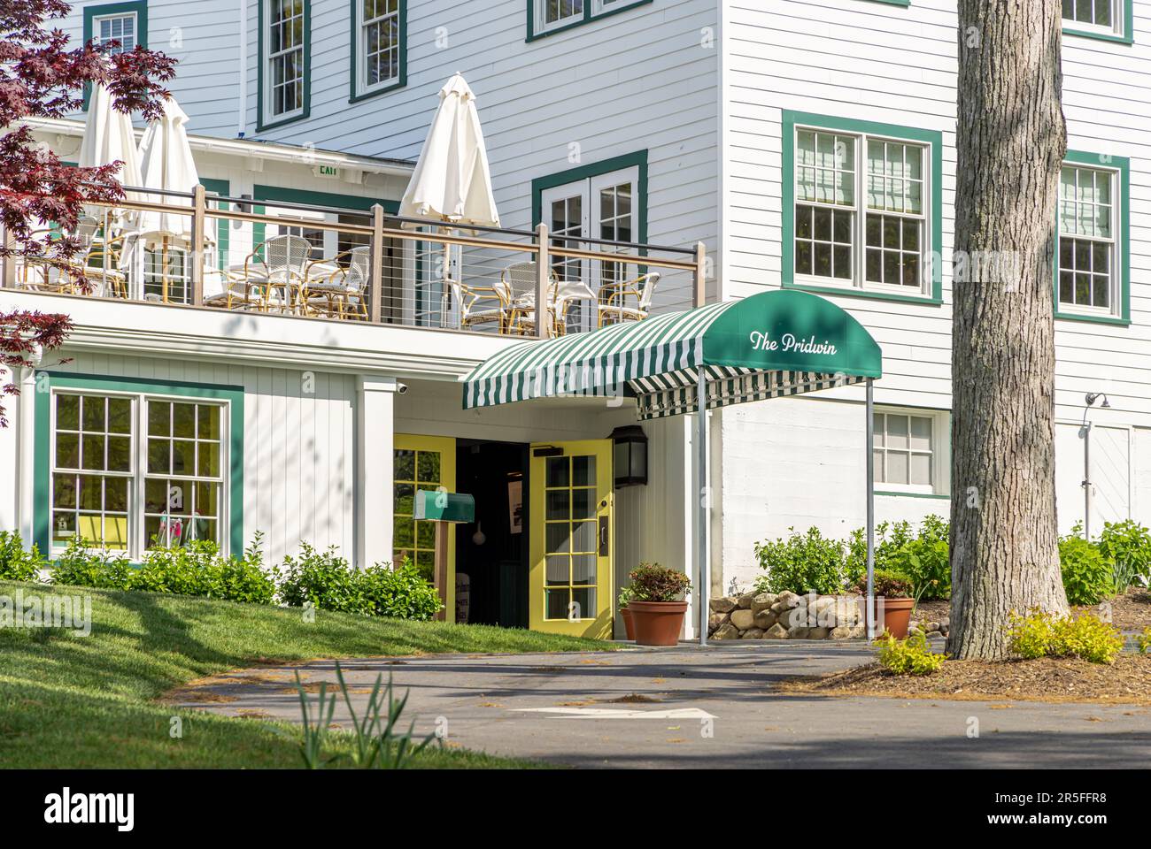 entrance of the pridwin resort in shelter island, ny Stock Photo - Alamy