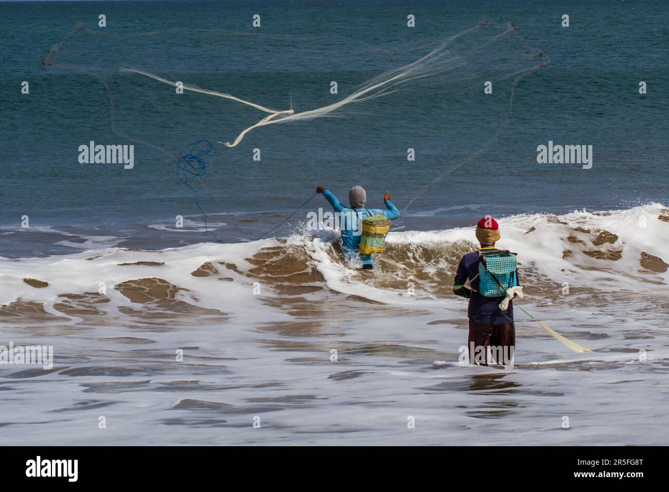 Garut, West Java, Indonesia. 3rd June, 2023. Residents using nets to ...