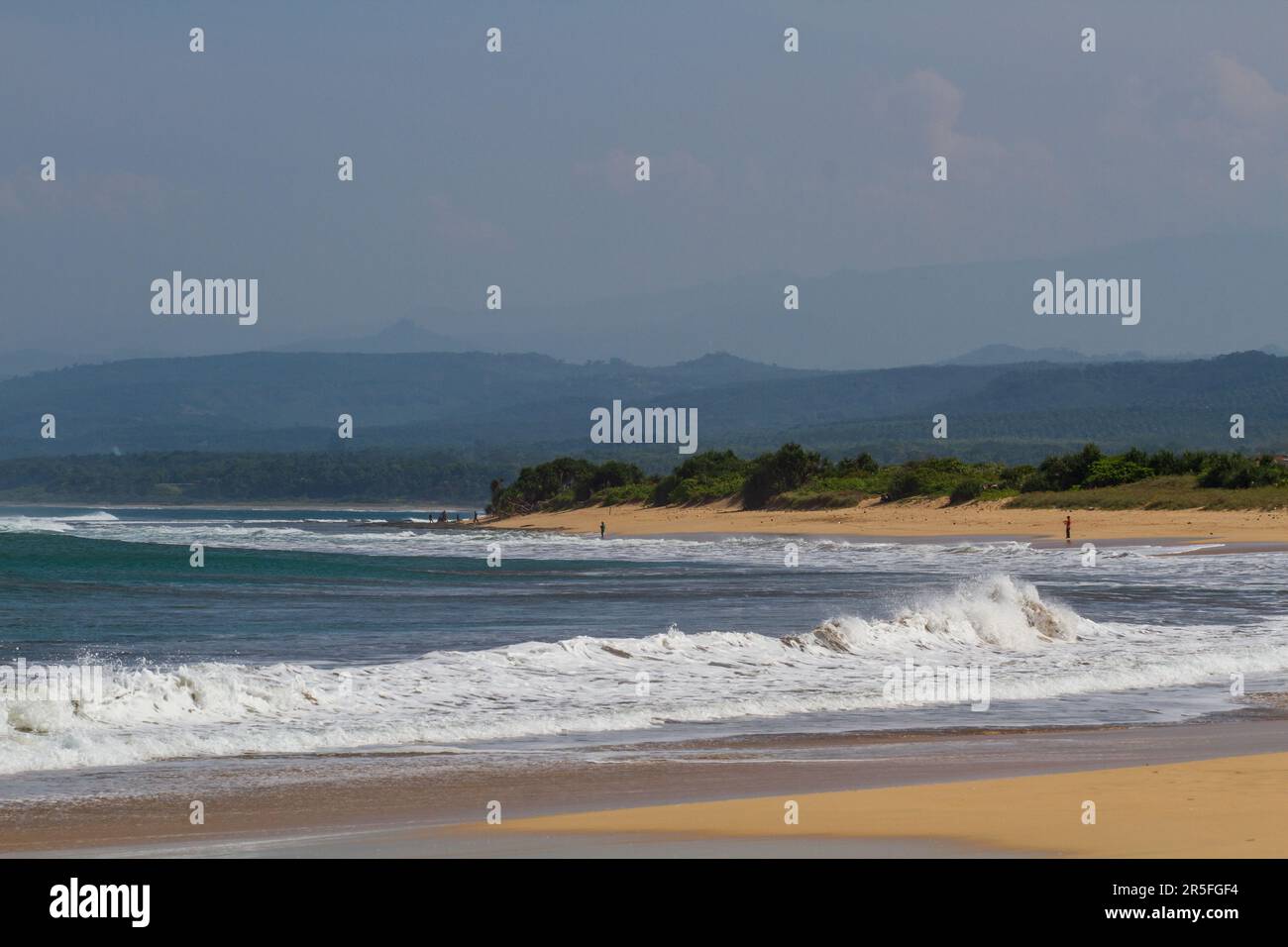 Santolo beach hi-res stock photography and images - Alamy