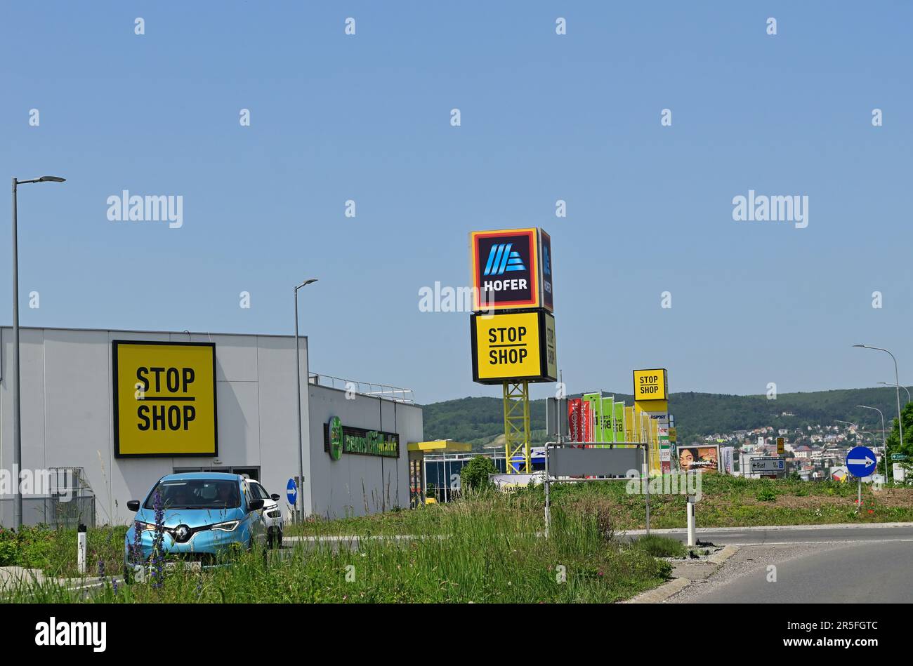 Hofer grocery chain hi-res stock photography and images - Alamy