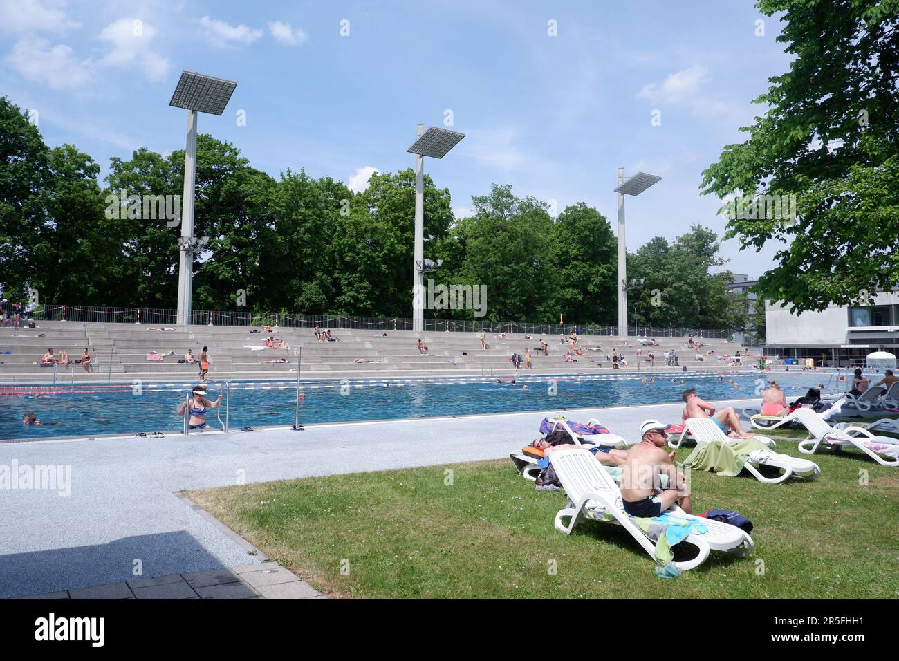 Heated olympic sized swimming pool hi-res stock photography and images ...