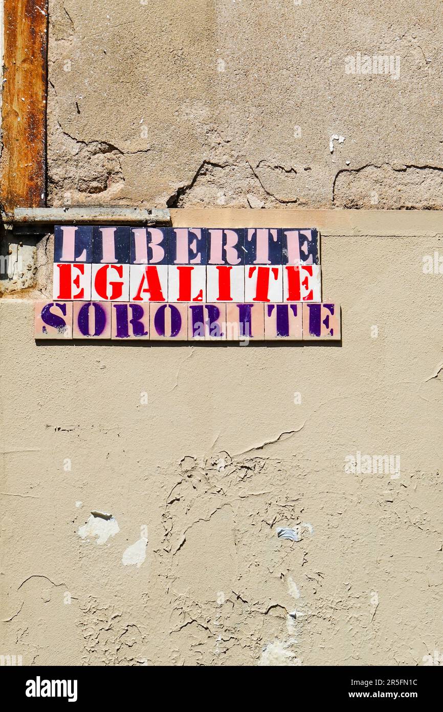 4tn arrondissement hi-res stock photography and images - Alamy