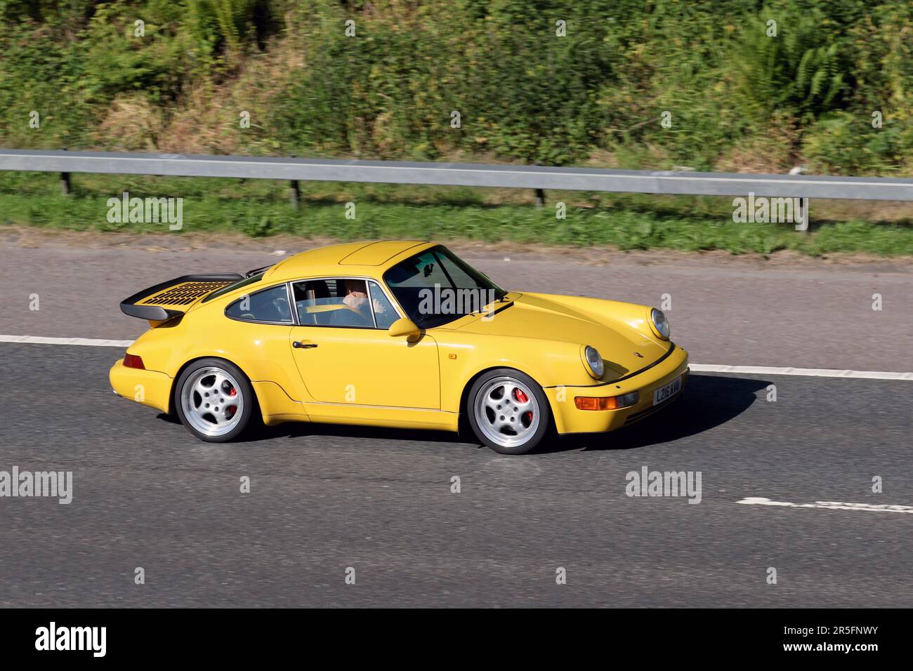 Porsche 911 turbo 90s hi-res stock photography and images - Alamy