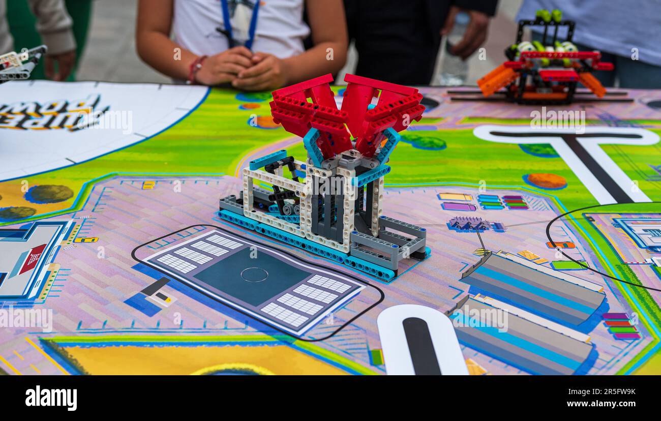 Students demonstrate robotics training as part of the Robotics Festival ...