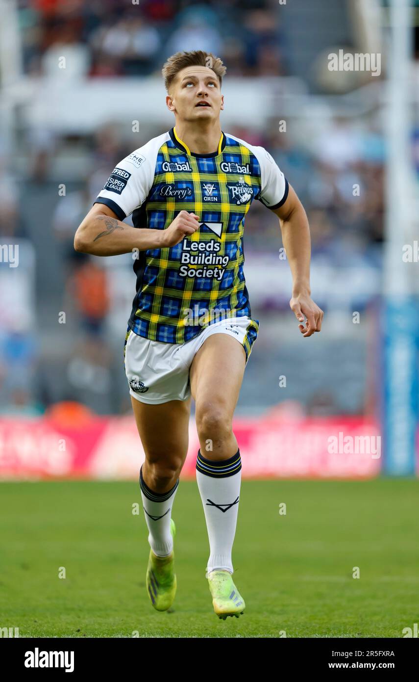Sam walters leeds rhinos hi-res stock photography and images - Alamy