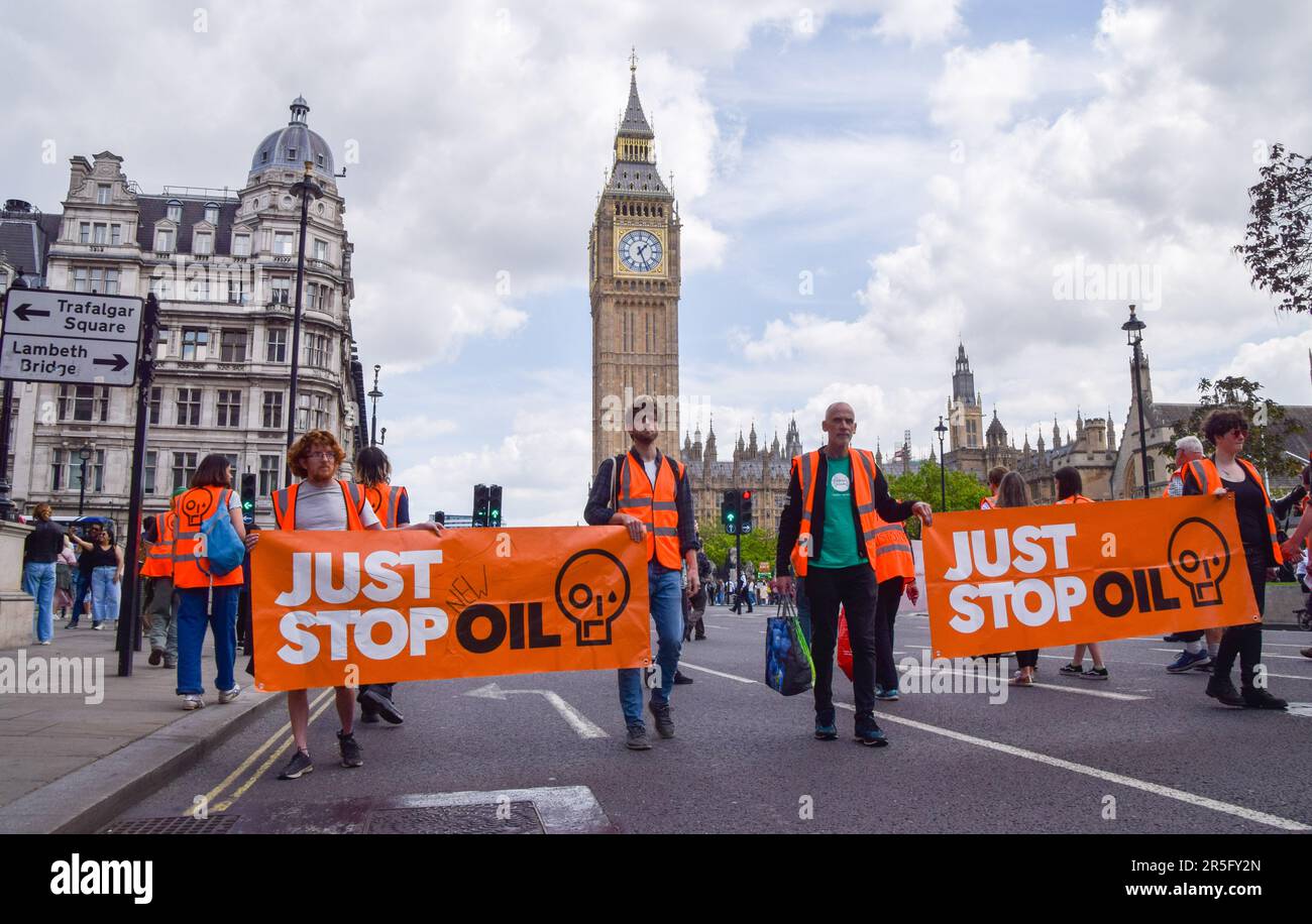 Big ben stops hi-res stock photography and images - Alamy