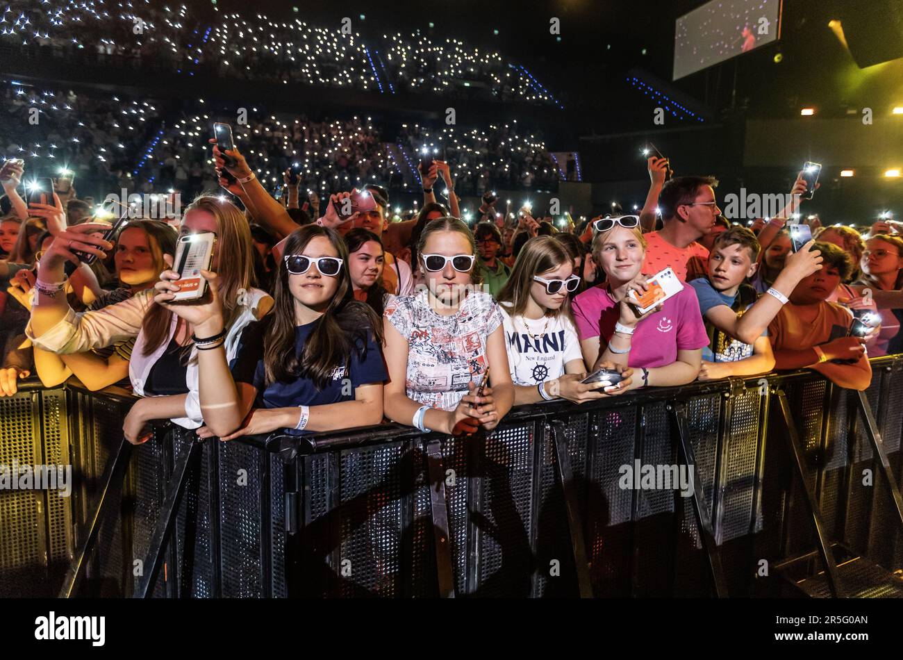 ROTTERDAM - Thousands of young people celebrate faith during the 47th ...