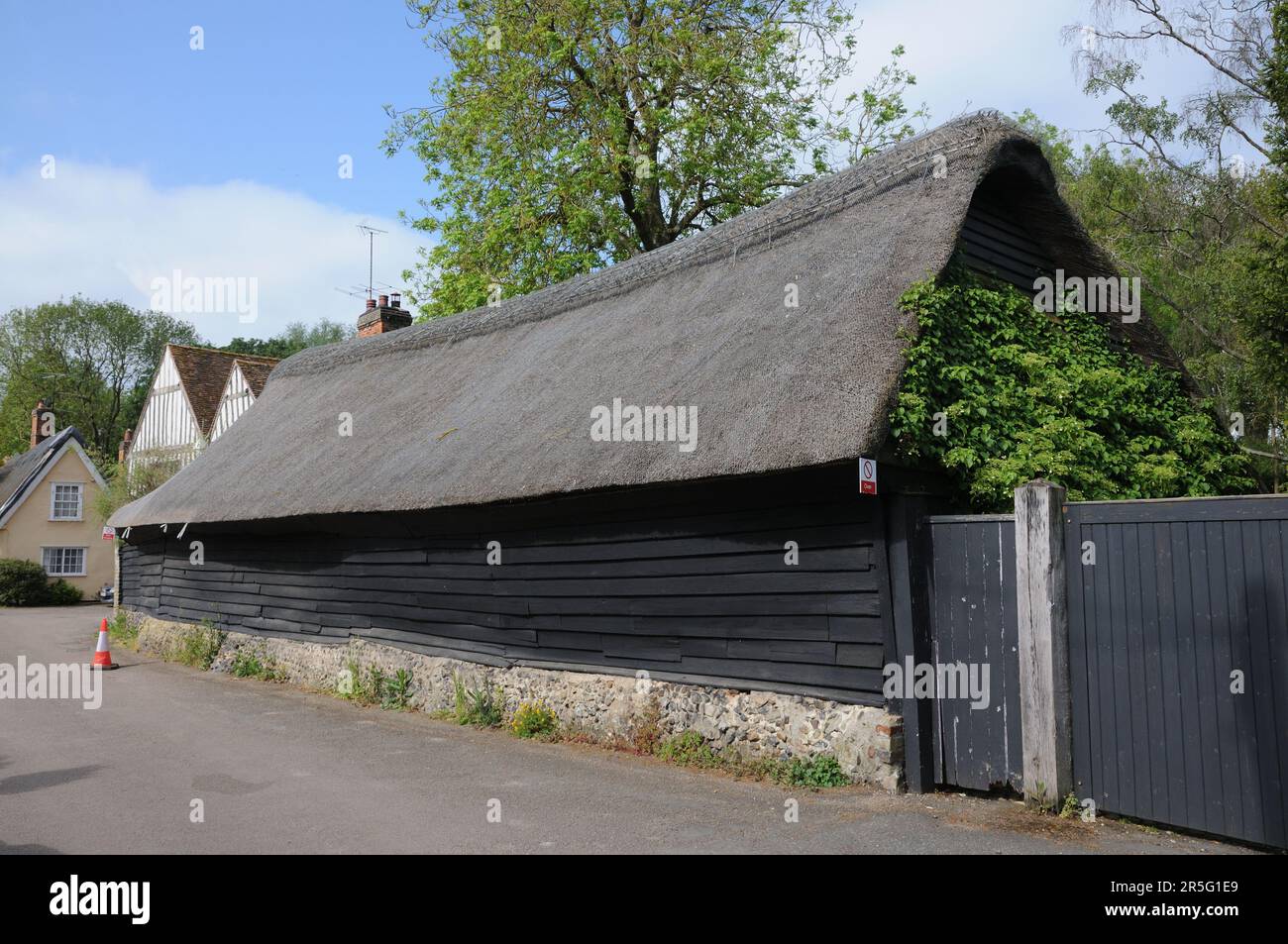 Thatched Barn, Church Lane, Linton, Cambridgeshire Stock Photo - Alamy